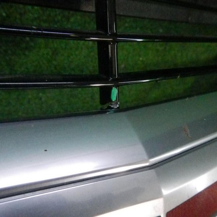 Решётка радиатора Cadillac Escalade 4 (2014-2020) в Москве, цена 41 100 ...