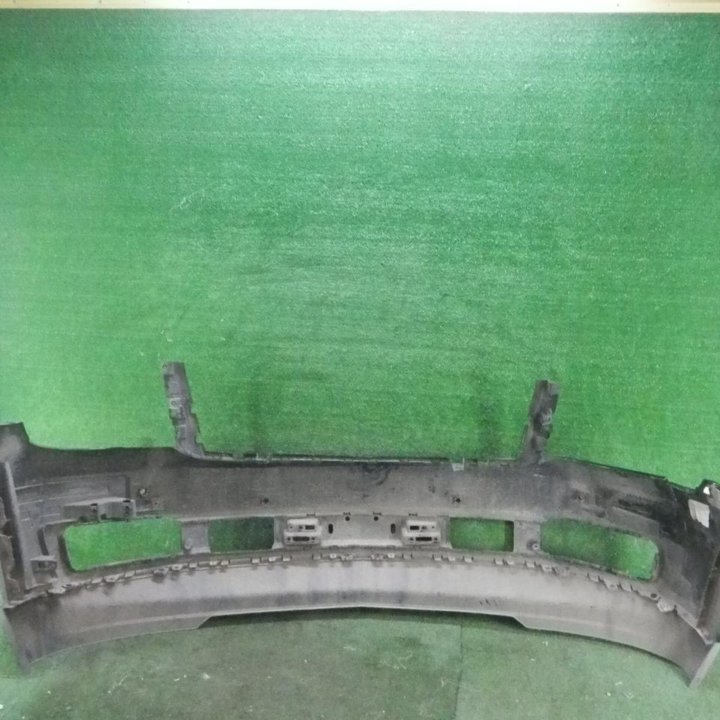 Бампер передний Chevrolet Tahoe 4 (2014-н.в.) в Москве, цена 12 000 руб ...