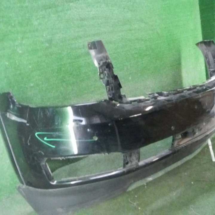 Бампер передний Chevrolet Tahoe 4 (2014-н.в.) в Москве, цена 12 000 руб ...