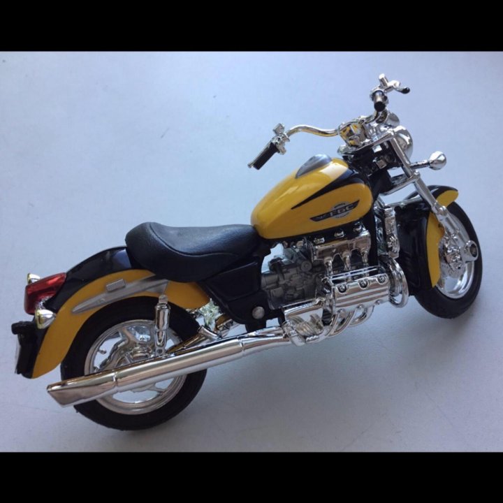 Honda F6C. Модель Мотоцикла от Maisto в коробке. в Москве, цена 850 руб ...