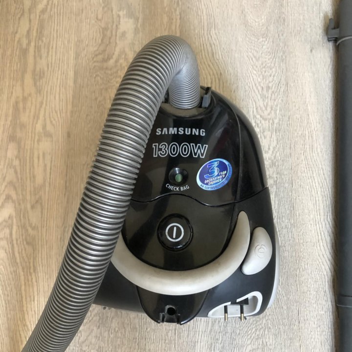 Пылесос Samsung 1300W в Москве, цена 1 500 руб. | Объявления о продаже ...