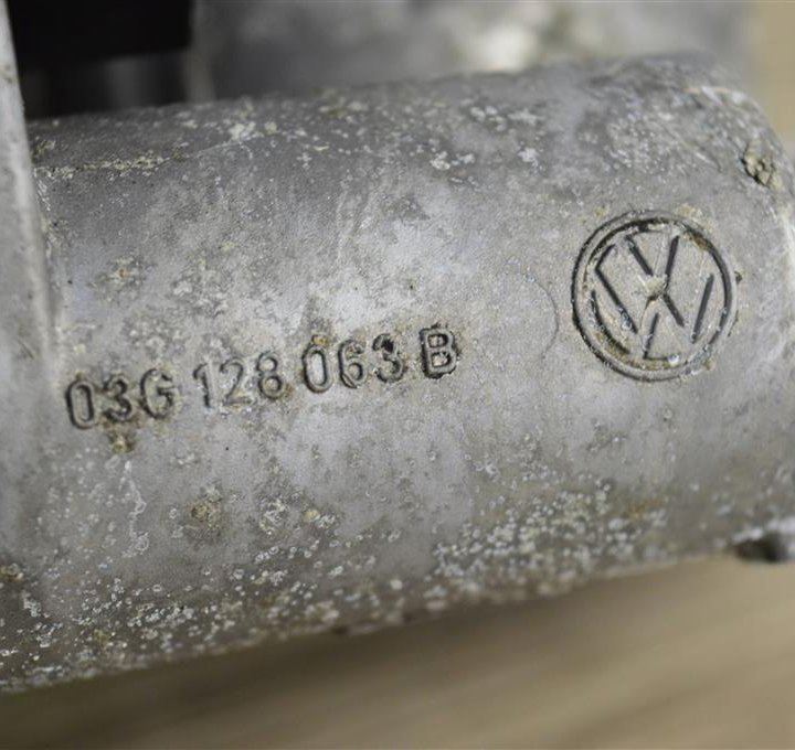 Заслонка дроссельная VW Пассат Б6 в Москве, цена 2 000 руб ...