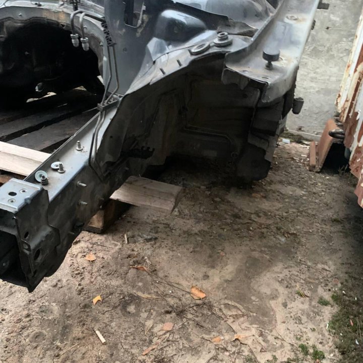 Кузов передняя часть Mercedes W212 в Москве, цена 18 000 руб ...