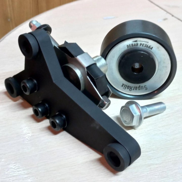 Ролик натяжителя JCB 3CX, 4CX 320/A 8586-RR в Москве, цена 8 500 руб ...