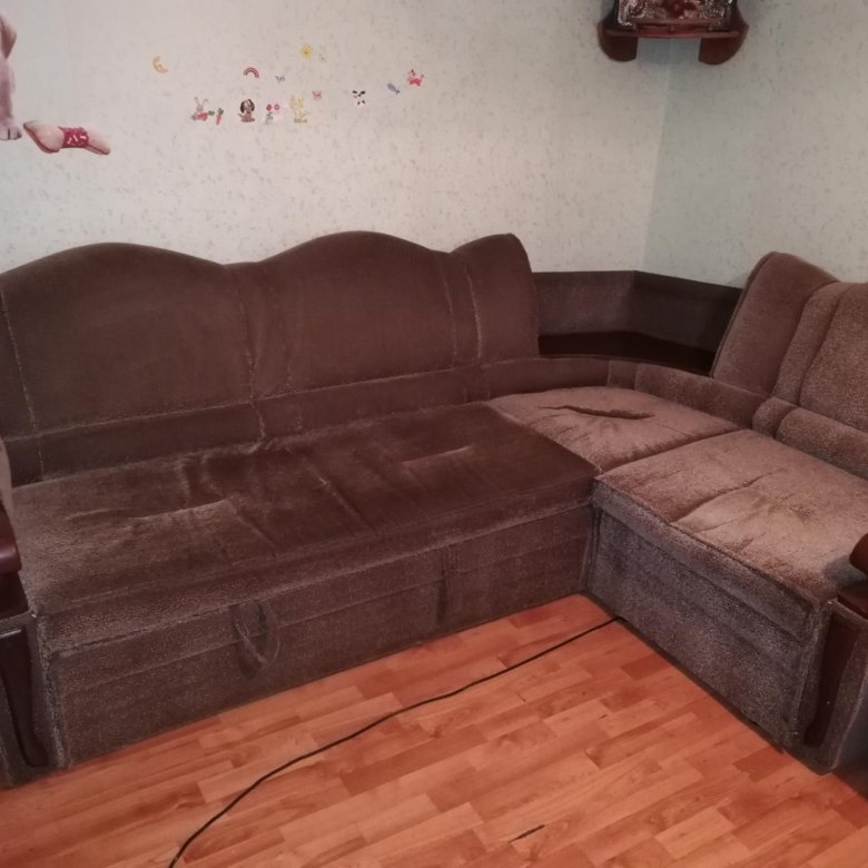 Угловой диван - кровать – купить в Москве, цена 2 000 руб., продано 4 ...
