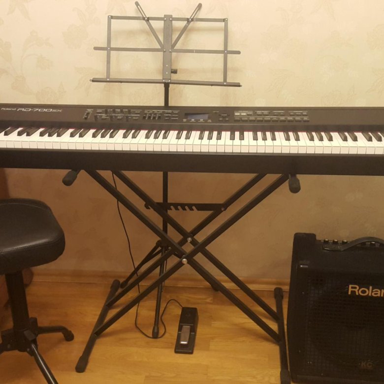 Электронное пианино Roland RD-700SX – купить в Москве, цена 77 000 руб ...