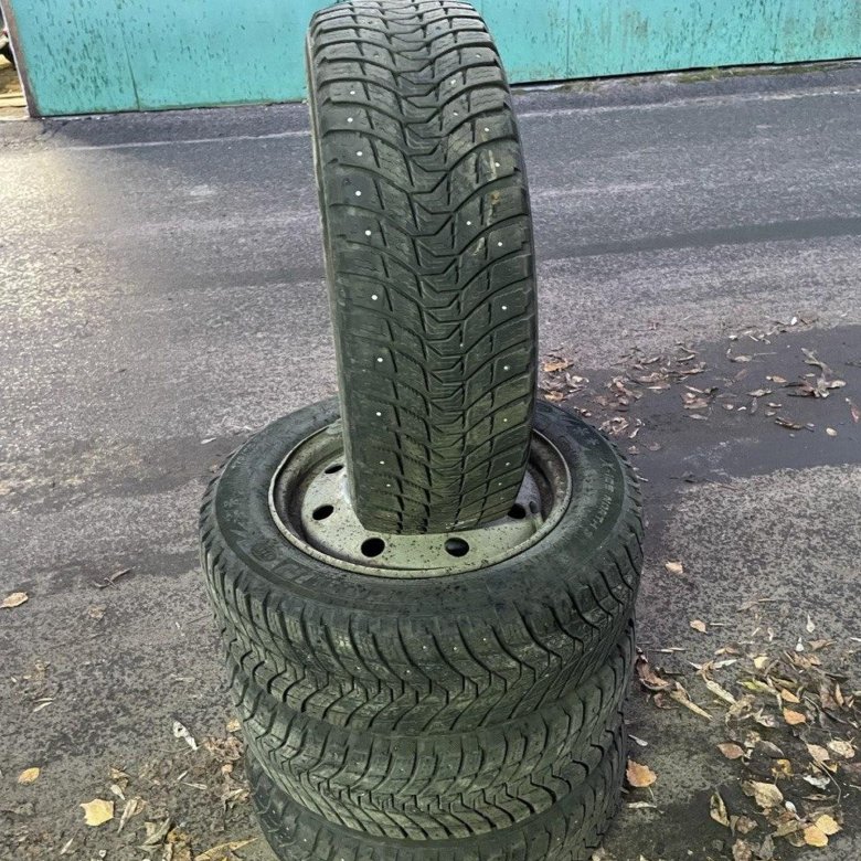 Зимняя резина Michelin R14 на штамп дисках – купить в Москве, цена 12 ...