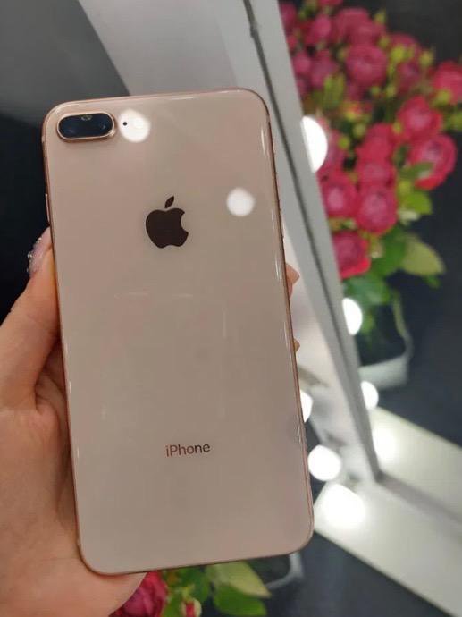 iPhone 8 Plus – купить в Москве, цена 9 999 руб., дата размещения: 14. ...