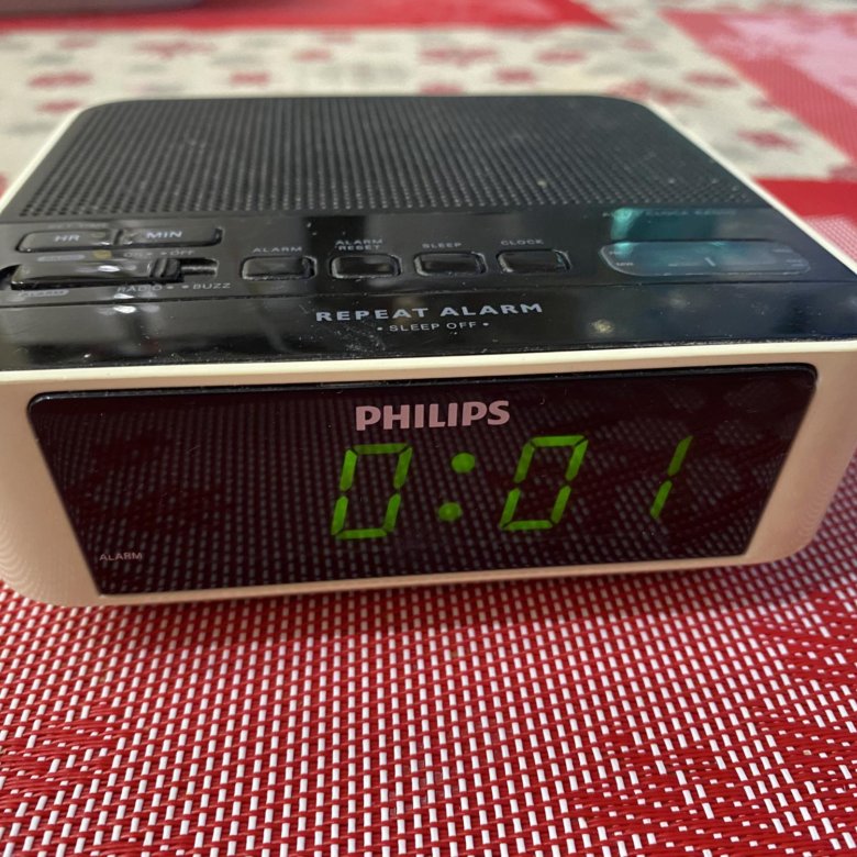 Радио-часы (радиобудильник) Philips AJ3112/12 б/у – купить в Краснодаре ...