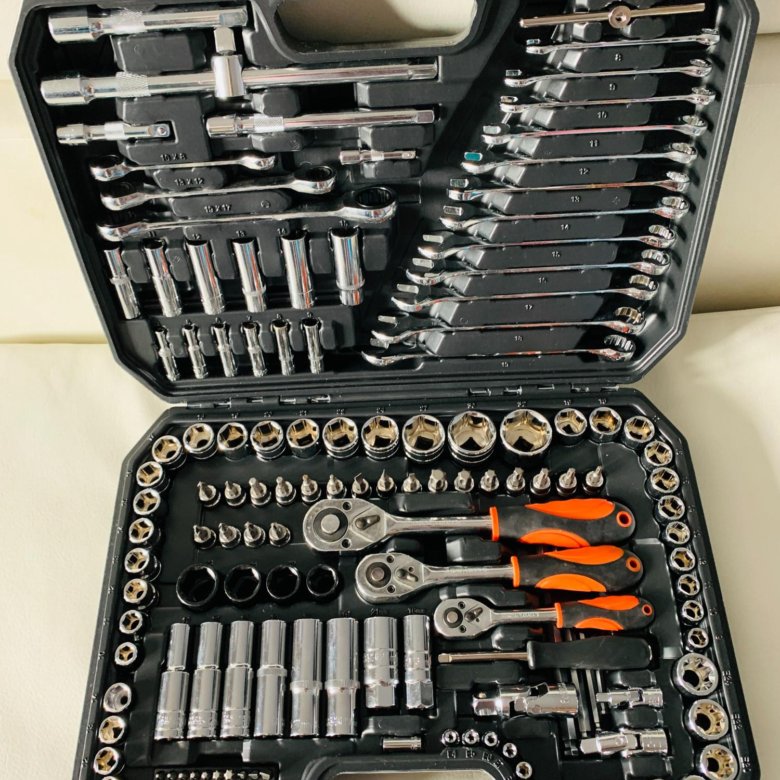 Набор ключей инструментов САТА 150 элементов – купить в Москве, цена 5 ...