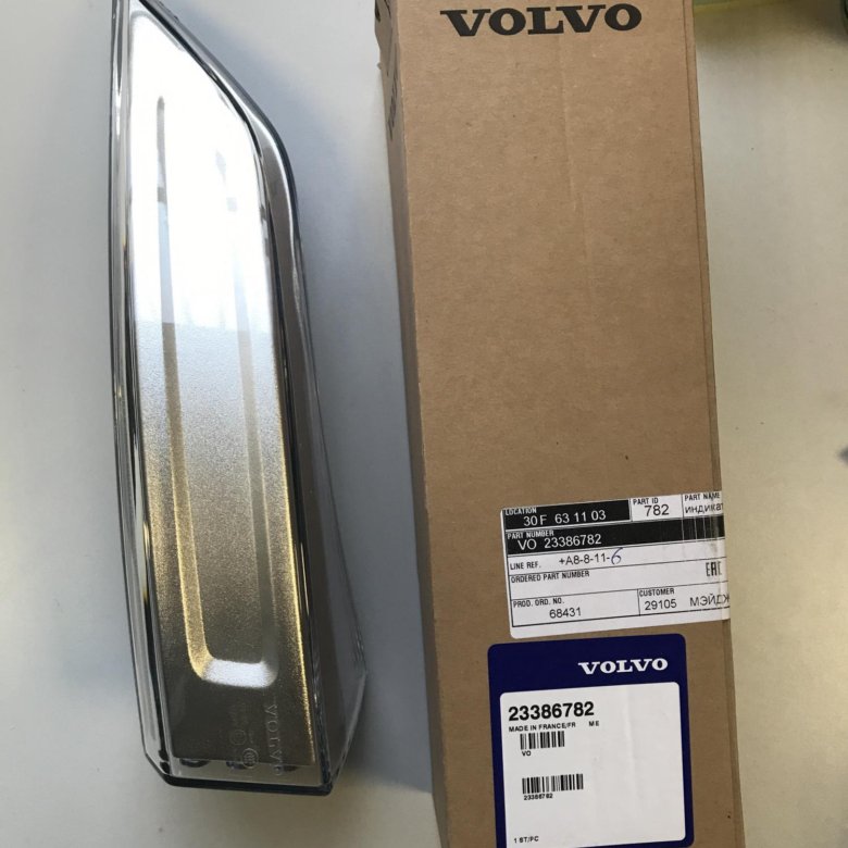 Поворотники левый Volvo FH 23386782 – купить в Москве, цена 14 000 руб ...