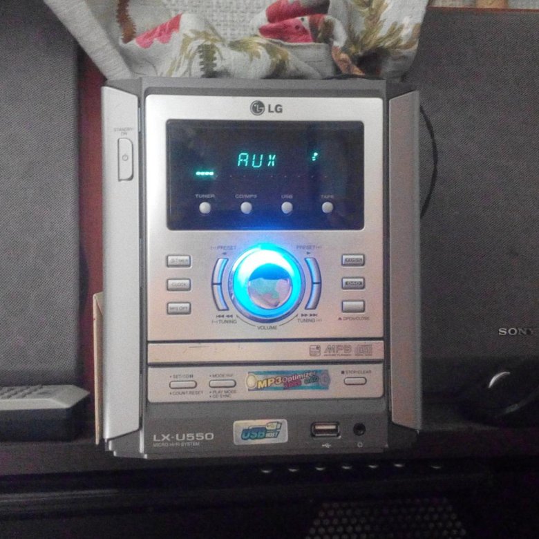 Музыкальный центр LG LX-U550 – купить в Москве, цена 4 500 руб., дата размещения: 05.01.2023 ...