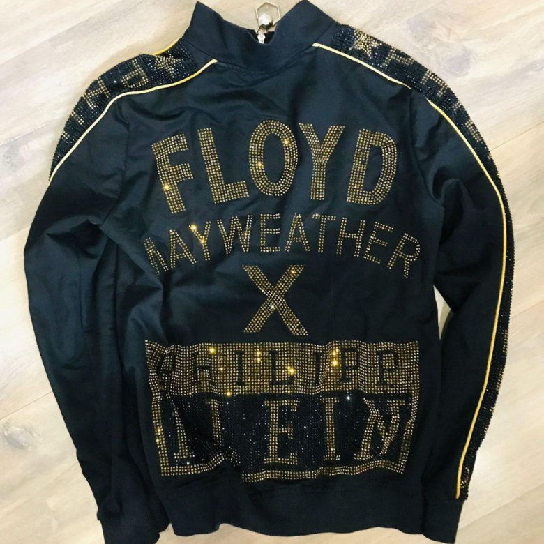 Продам фирменный костюм Philipp Plein . Унисекс – купить в Сургуте ...