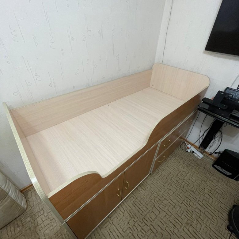 Детская высокая кровать с бортиками – купить в Москве, цена 5 000 руб ...