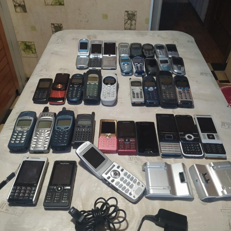 Ретро гаджеты.Рабочие Siemens/Motorola /Sony – купить в Москве, цена 1 ...