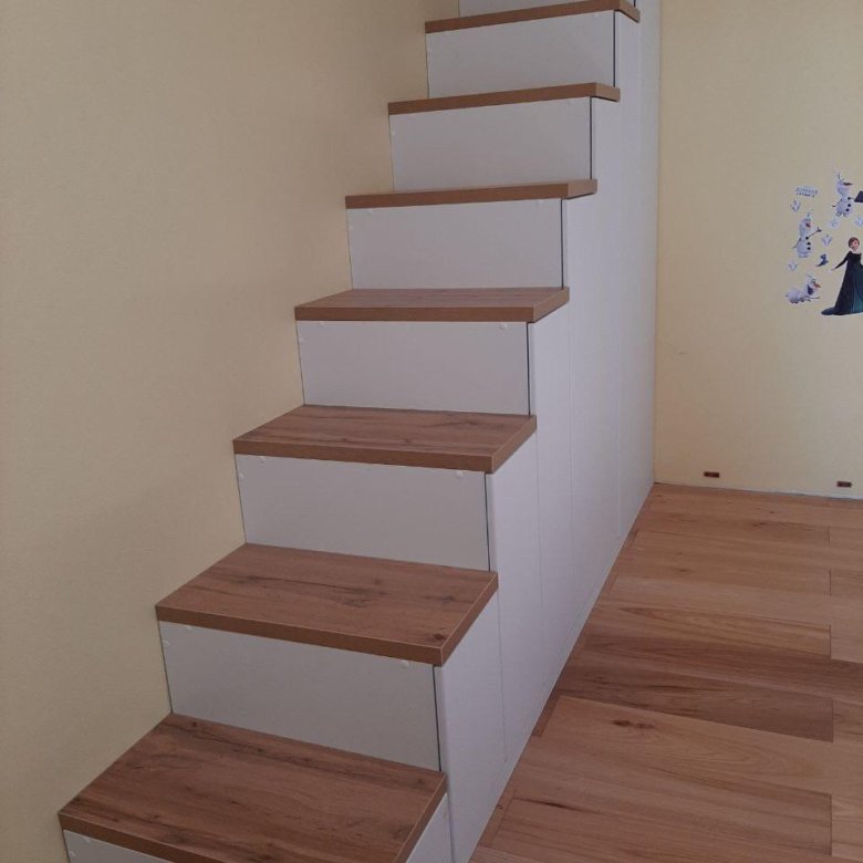 Шкаф лестница, шкаф распашной – купить в Подольске, цена 45 500 руб ...