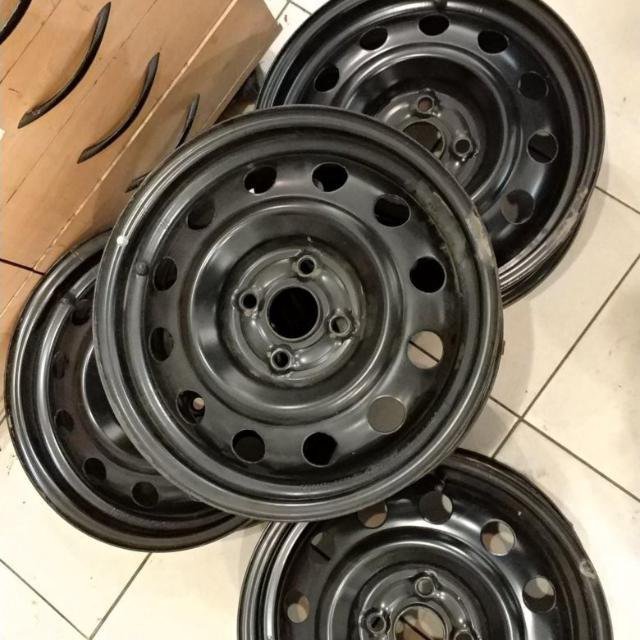 Диски штампы 4шт R15 4x100 оригинал Kia Hyundai – купить в Уфе, цена 3 ...