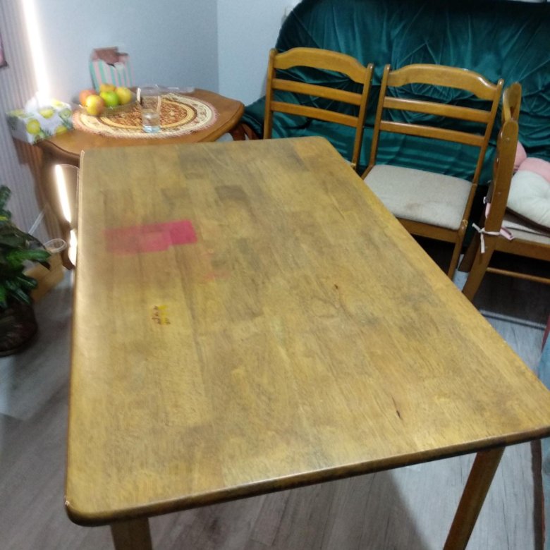 стол обеденный – купить в Артеме, цена 5 000 руб., дата размещения: 02.07.2023 – Кухонные гарнитуры