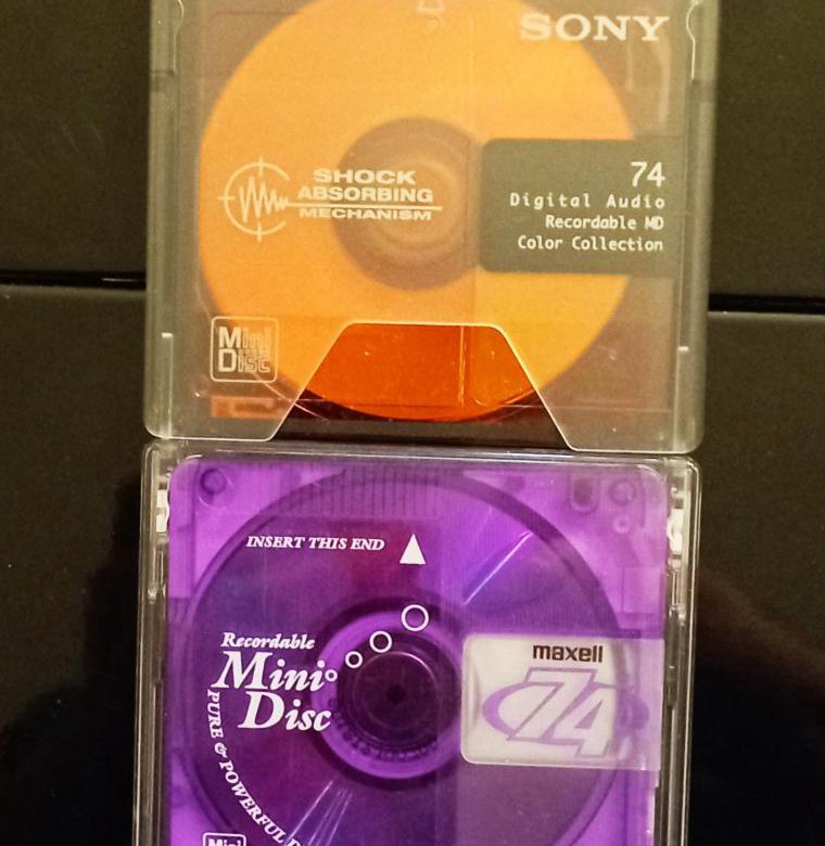 Продаю минидиски с записанными минусовками. – купить в Москве, цена 200 ...