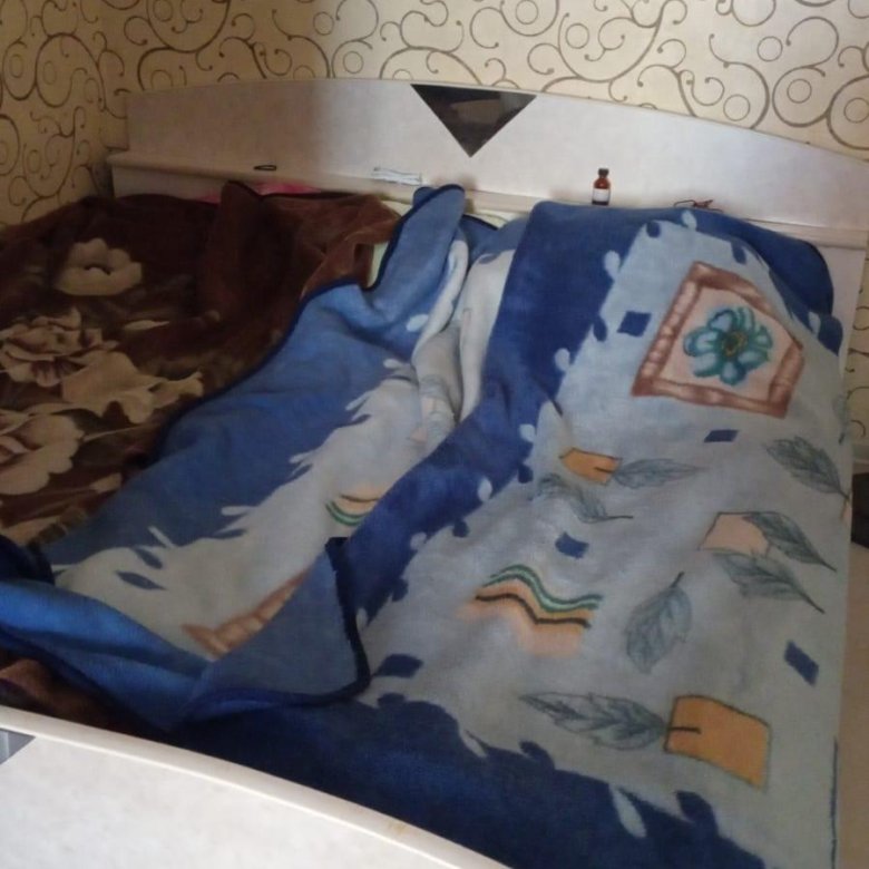 Кровать двуспальная – купить в Анапе, цена 2 500 руб., продано 15 ...