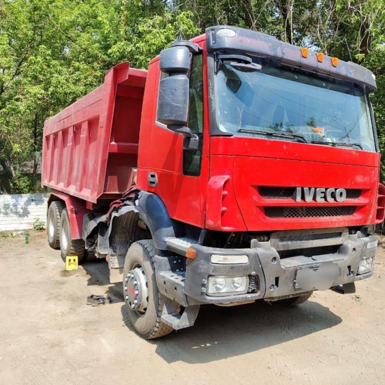 Продам самосвал Ивеко тракер – купить в Екатеринбурге, цена 3 200 000 ...