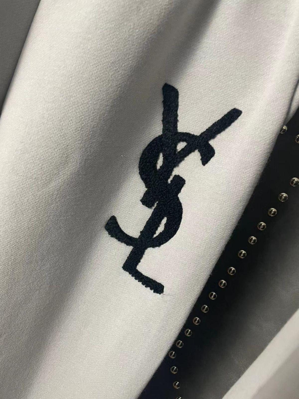 Костюм YSL купить в Москве, цена 4 000 руб. | Объявления о продаже в ...