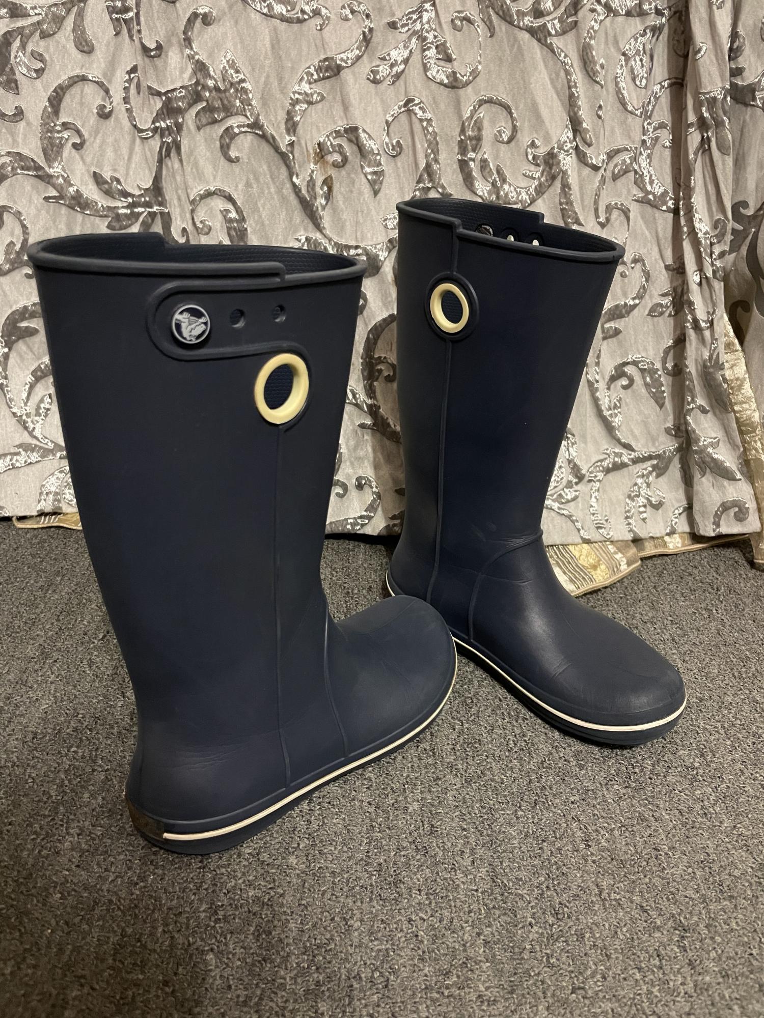 Резиновые сапоги Crocs (Крокс) 36 купить в Москве, цена 1 500 руб ...