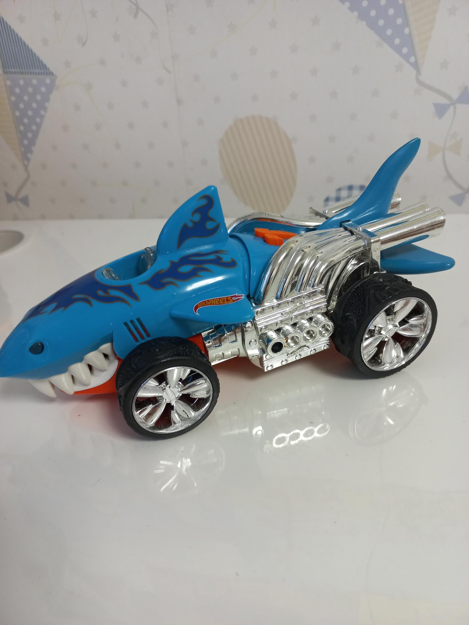 Машинка-акула hot-wheels купить в Москве, цена 600 руб. | Объявления о ...