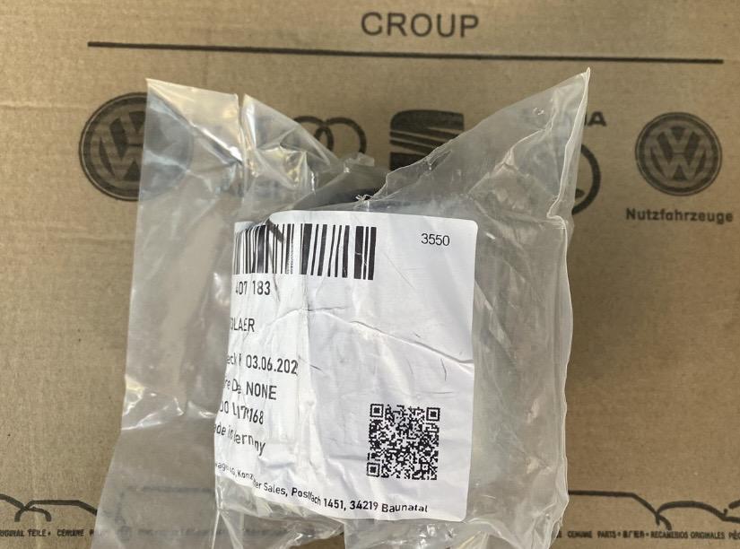 Гидроопора нижнего рычага VAG (оригинал) 4M0407183 купить в Москве ...